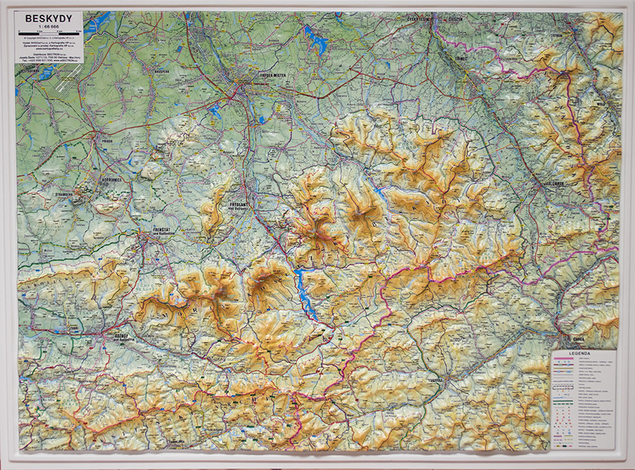 Plastická nástěnná mapa Beskyd v měřítku 1 : 66 666 | eSectron.cz